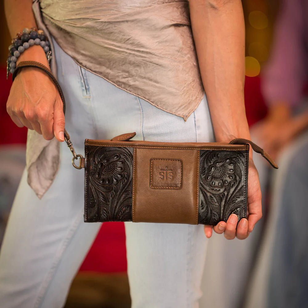 STS Ranchwear Boho Cowgirl Clutch – Cowboy Swagger